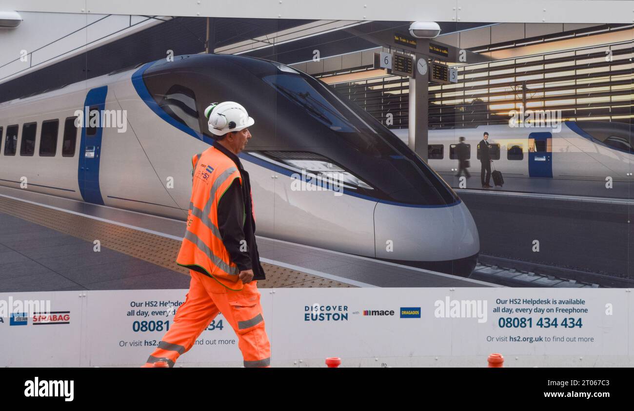 London, England, UK. 4th Oct, 2023. A worker walks past the HS2 ...