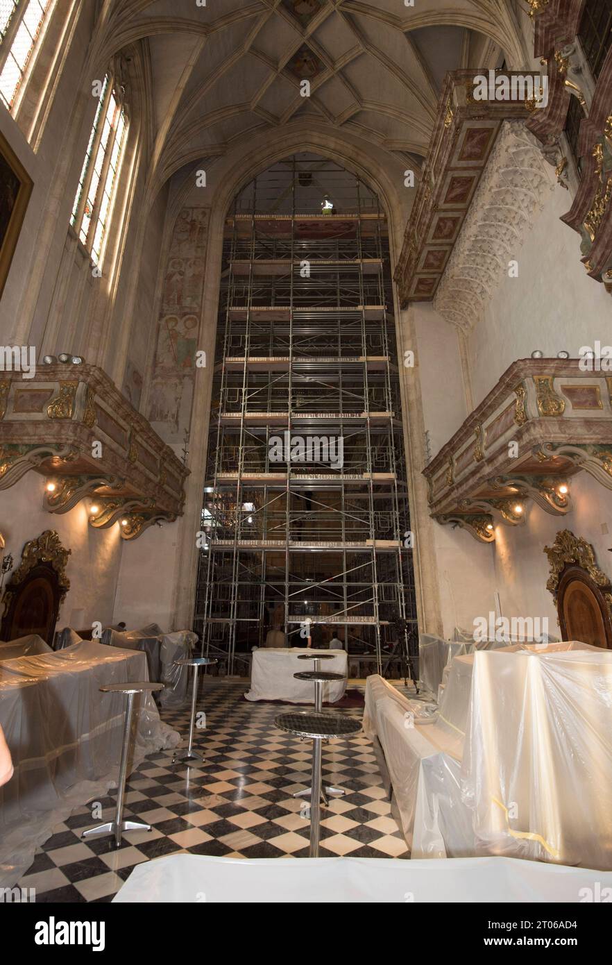 Revitalization Of The Interior Of A Building And Building Structure ...