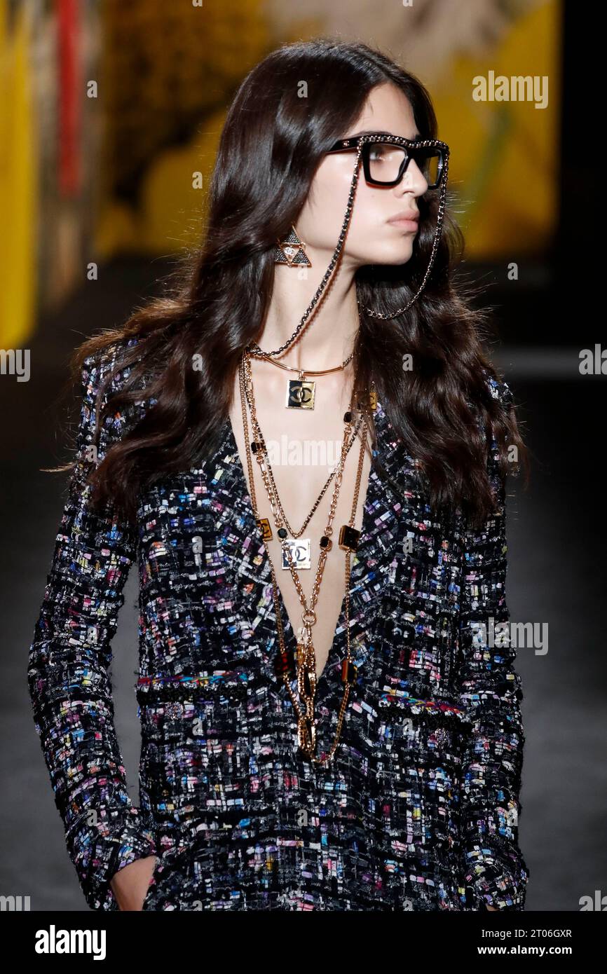 Paris, France. 03rd Oct, 2023. Model Loli Bahia walks on the runway at ...