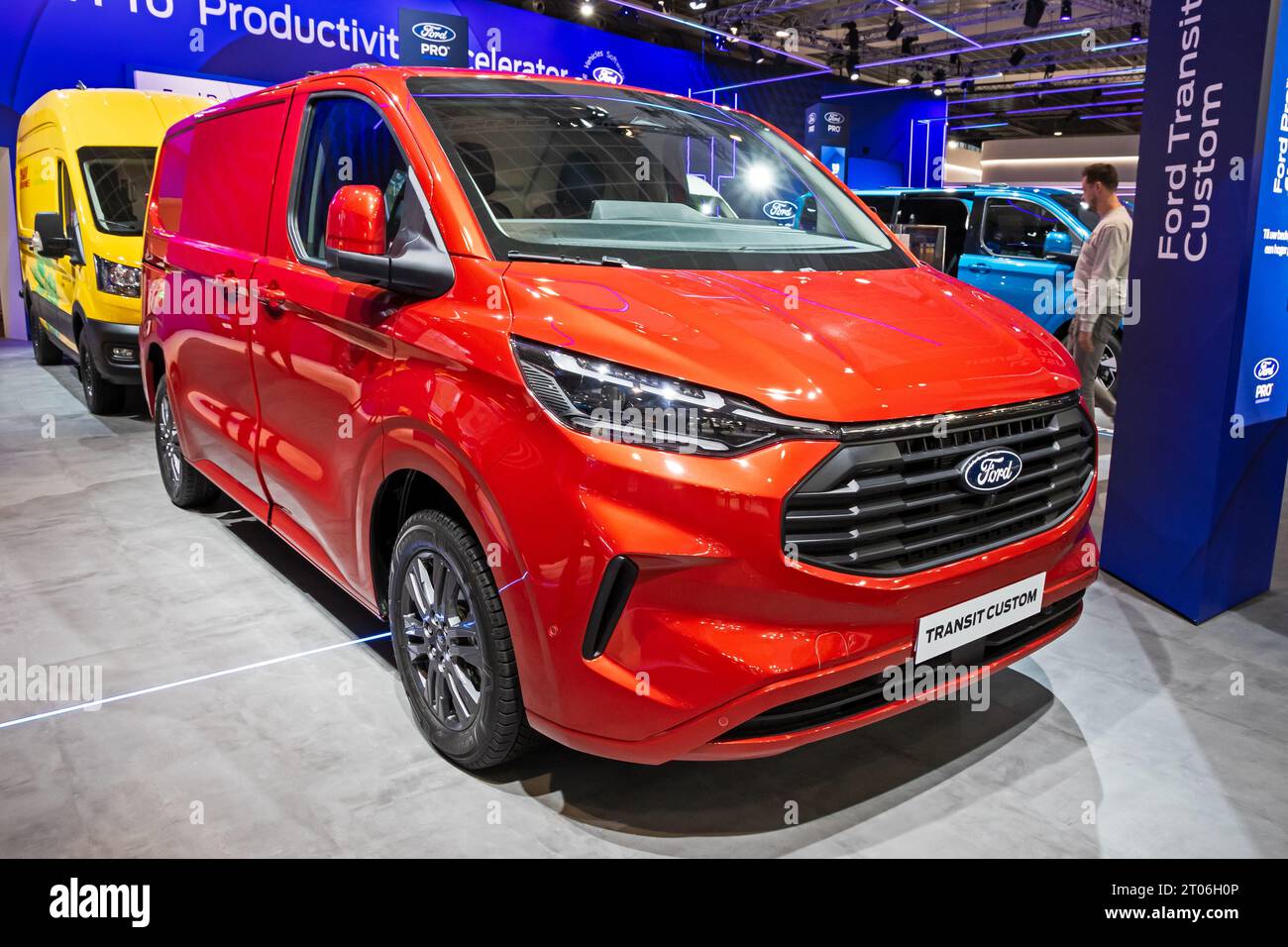 Ford Transit Custom van at the Brussels Autosalon European Motor Show ...