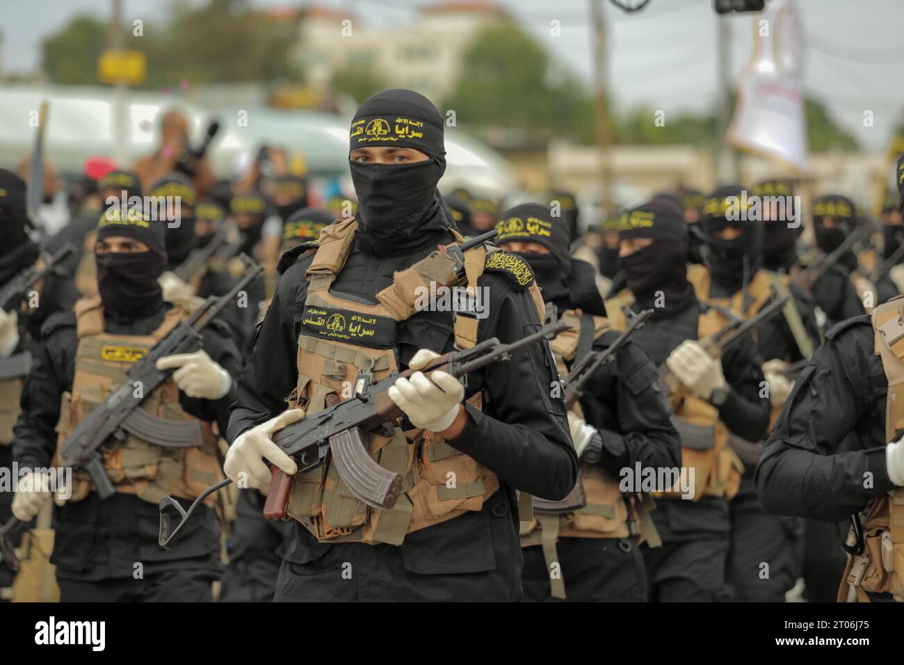 Gaza, Palestine. 4th Oct, 2023. (INT) The Al-Quds Brigades, participate ...