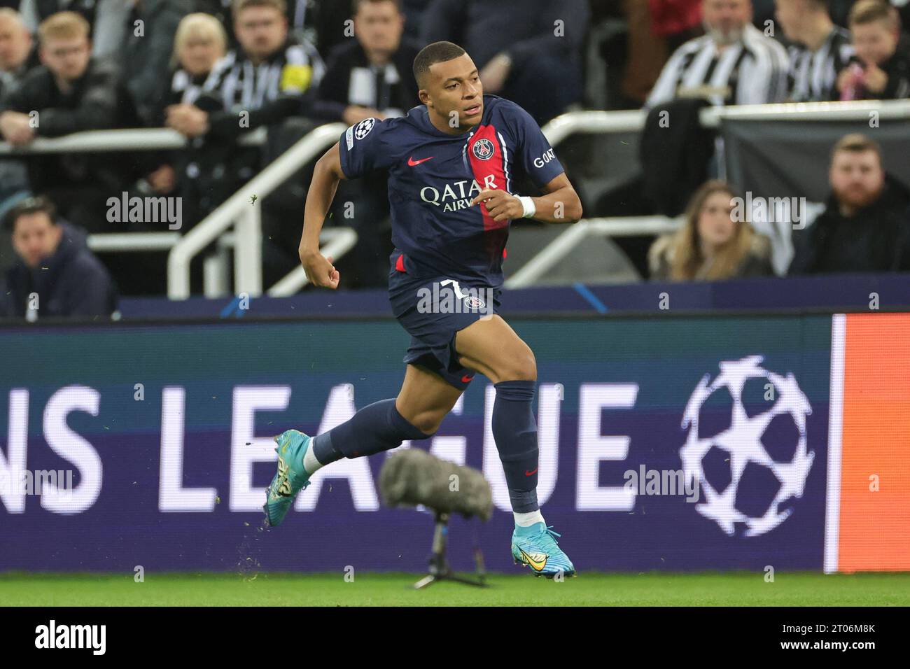 Kylian Mbappé #7 of Paris Saint-Germain during the UEFA Champions ...