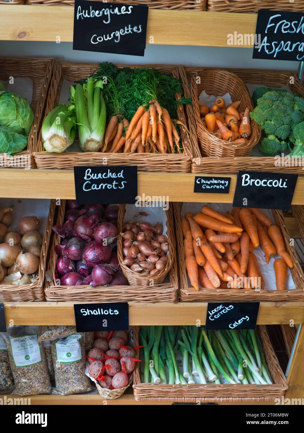 FARM SHOP LOCAL UK PRODUCE BLACKBOARD LABELS Traditional high street ...