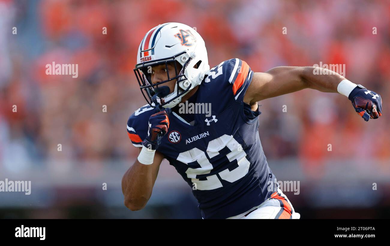 Auburn running back Jeremiah Cobb (23) runs a route during the second ...