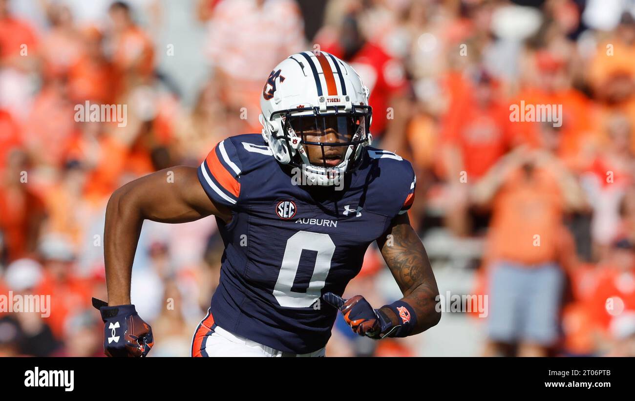 Auburn wide receiver Koy Moore (0) runs a route during the first half ...