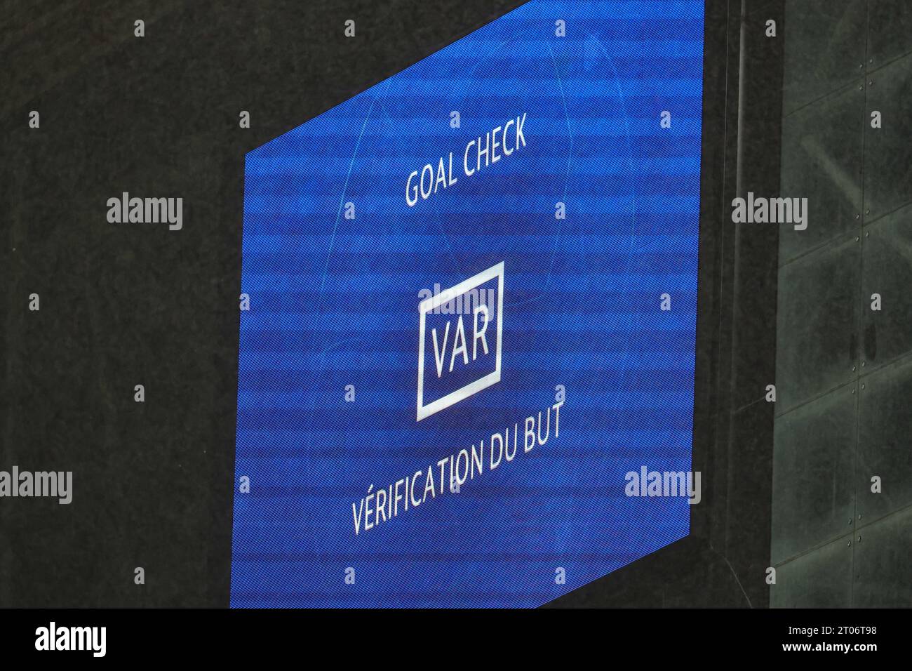 Newcastle, UK. 04th Oct, 2023. VAR checks the second goal for offside ...