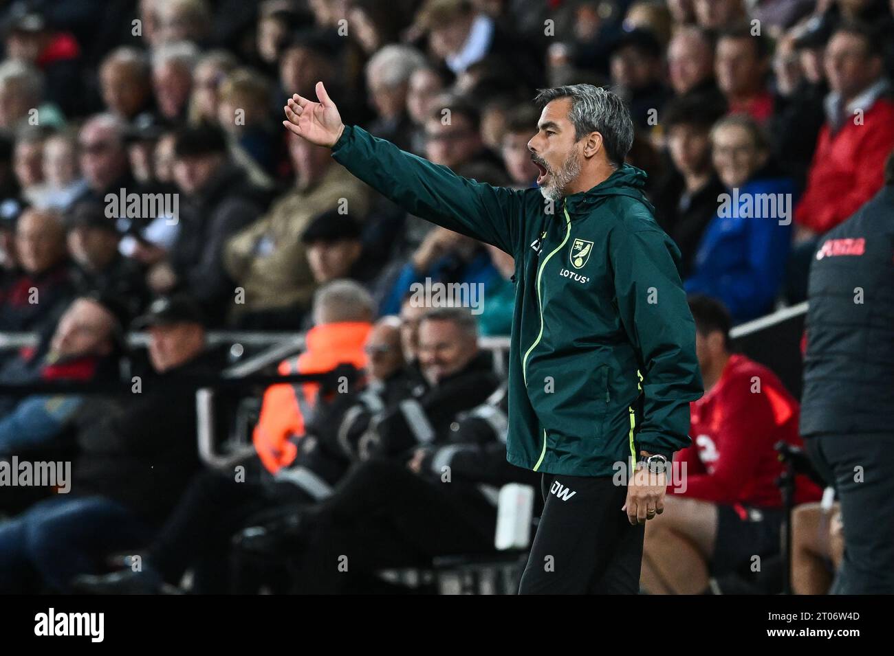 David Wagner Manager of Norwich City gives his team instructions during ...