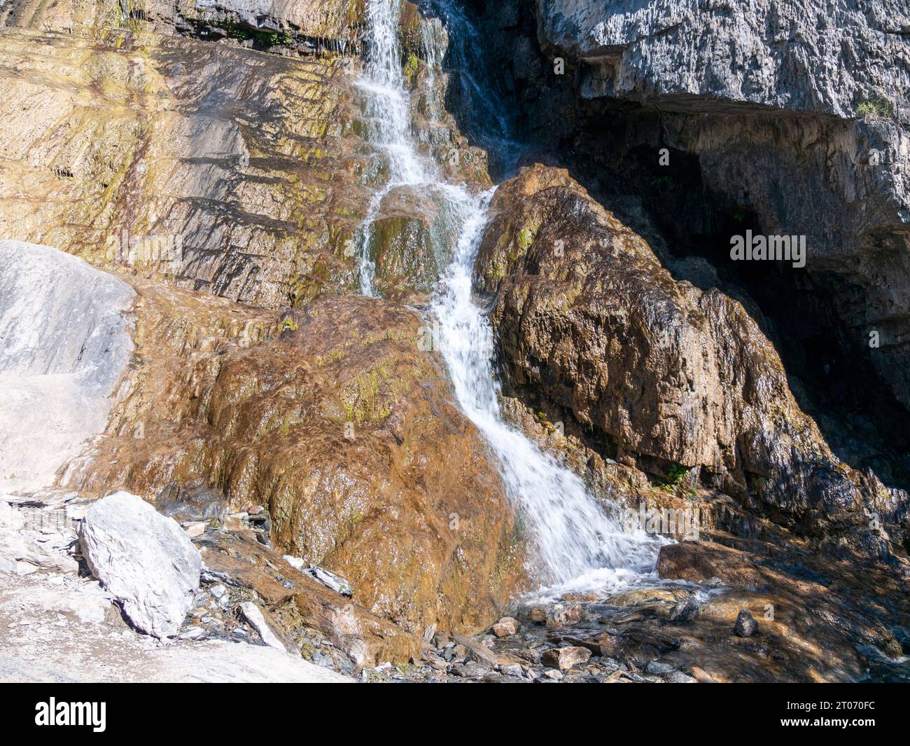 High waterfall flows down hi-res stock photography and images - Alamy