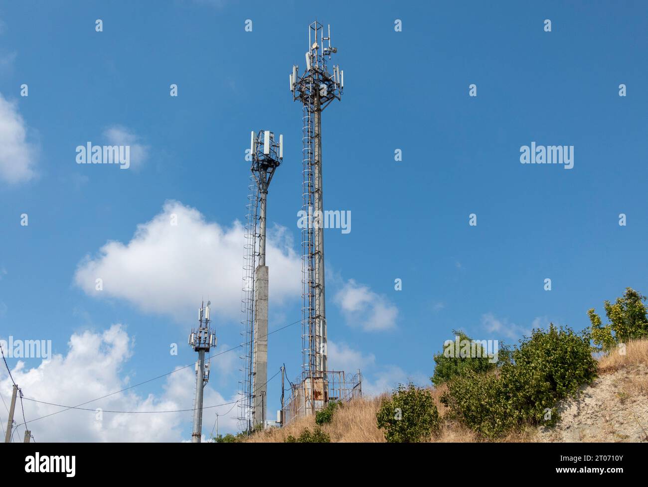 5G radio network telecommunication equipment with radio modules and ...