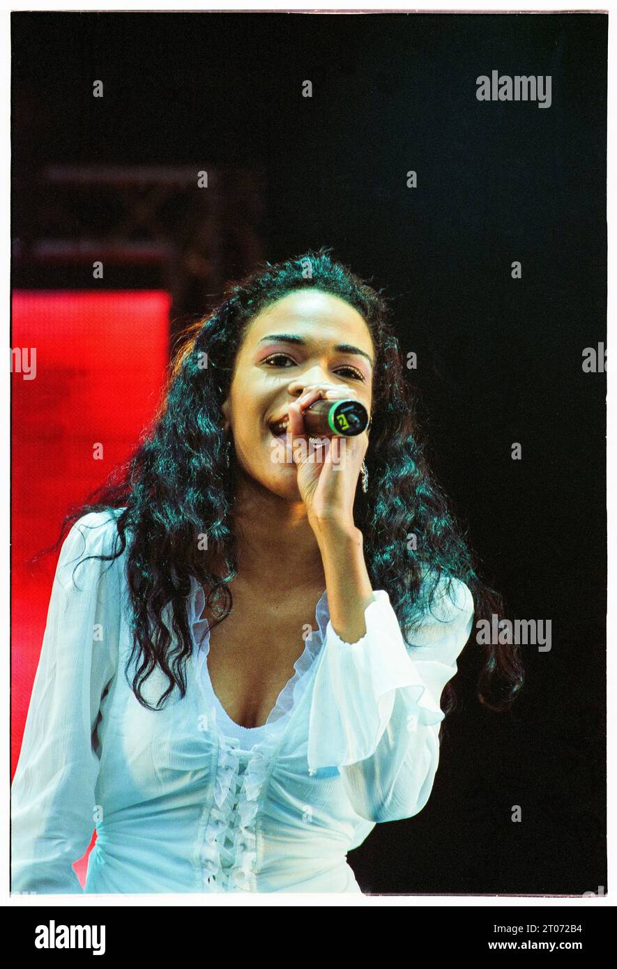 Michelle Williams of Destiny's Child play live at Radio 1 One Big ...