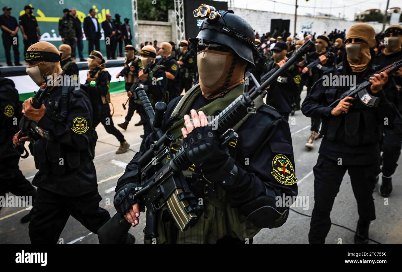 Gaza, Palestine. 04th Oct, 2023. Palestinian militants of the Islamic ...