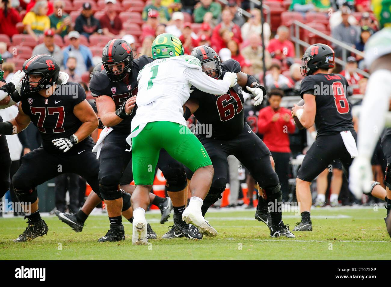 PALO ALTO, CA - SEPTEMBER 30: Oregon Ducks DE Jordan Burch (1) gets ...