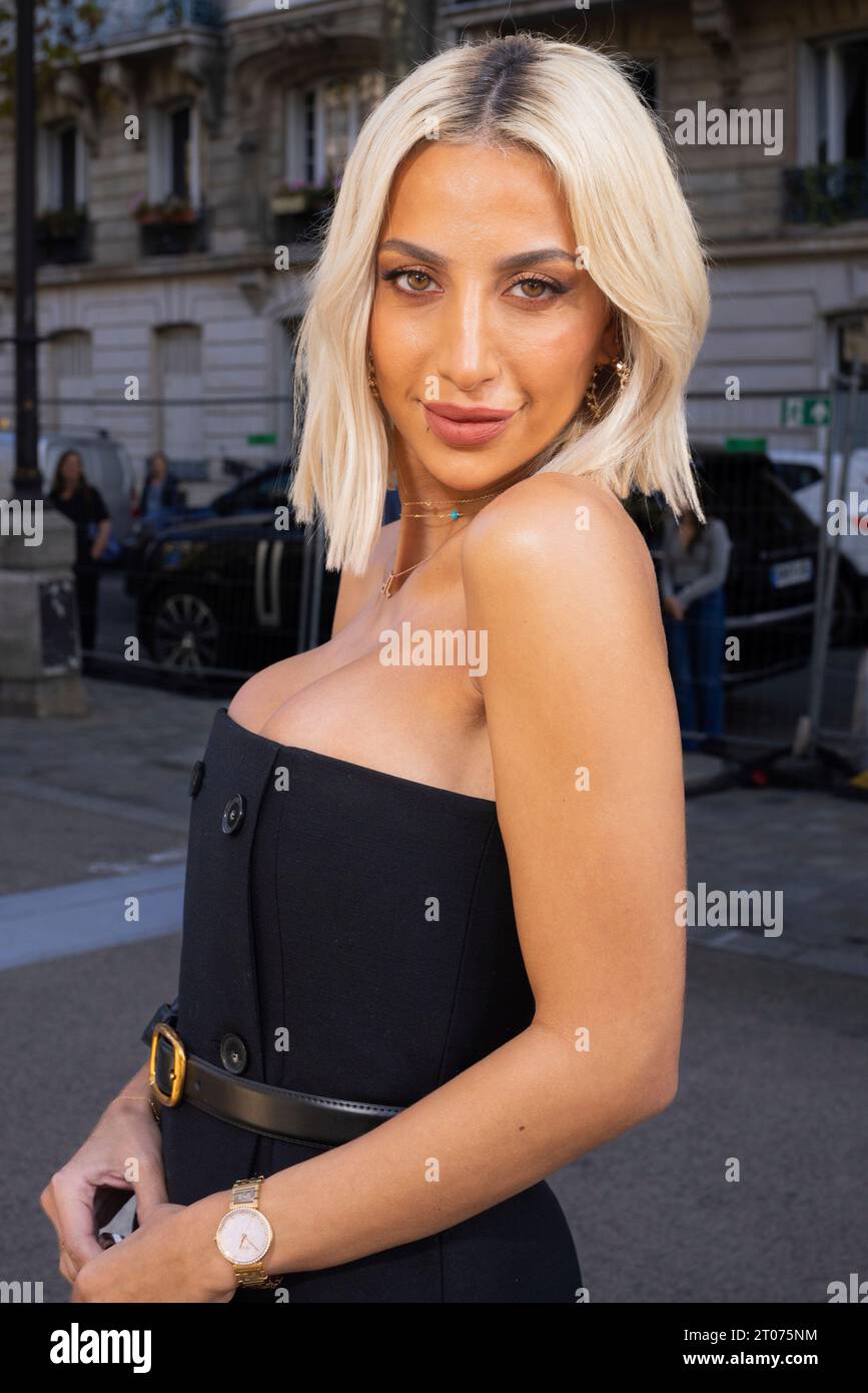 Roz arrives for the Stella McCartney Spring/Summer 2024 womenswear ...