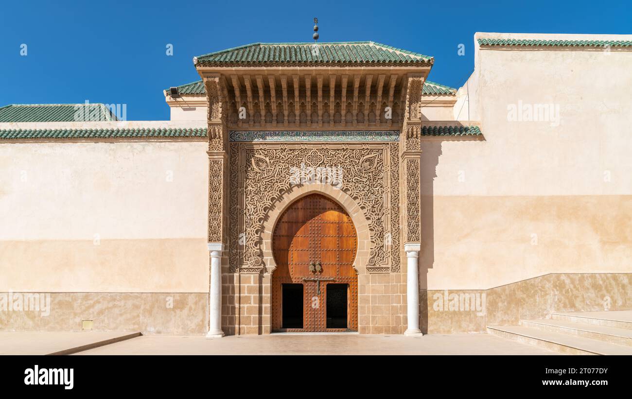 Traditional Moroccan door with Islamic design. Geometric shapes and ...