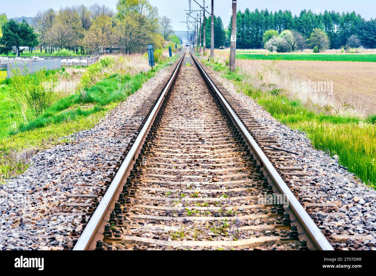 Two railway tracks cross hi-res stock photography and images - Alamy