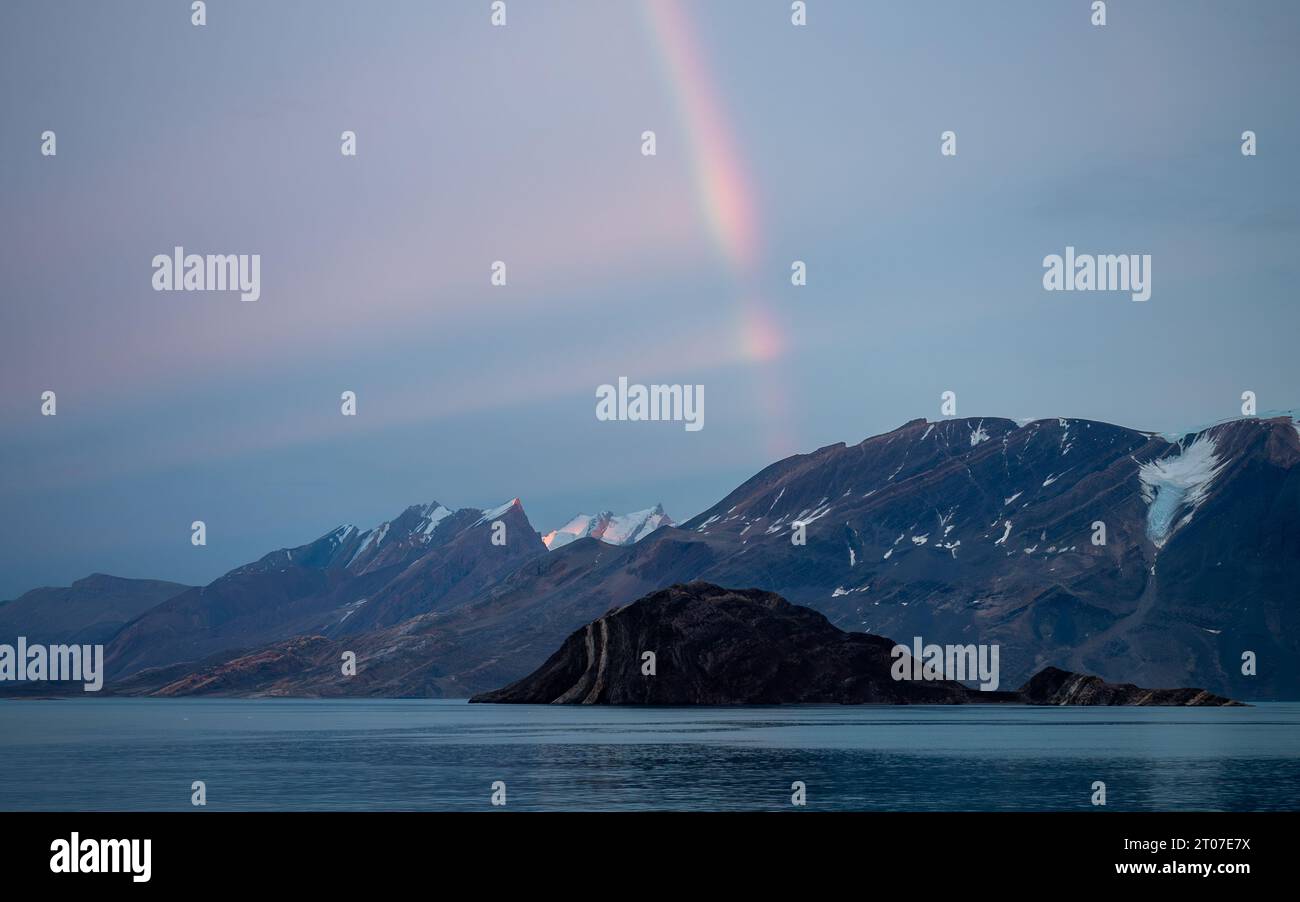 Rain bow and sun rays over Segelsällskapet Fjord, and Jägmästarens Ø ...