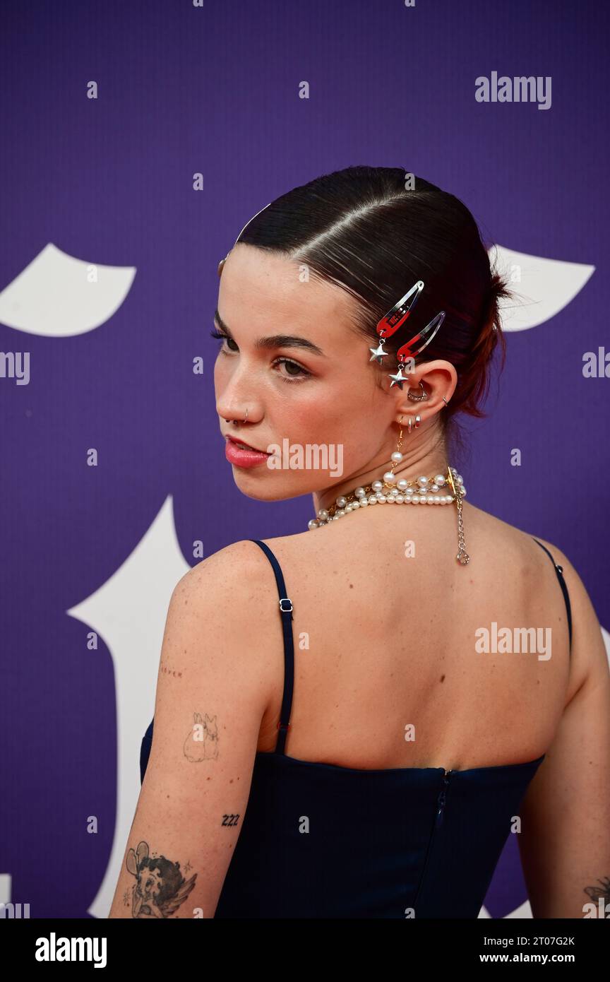 Lara adkins hi-res stock photography and images - Alamy