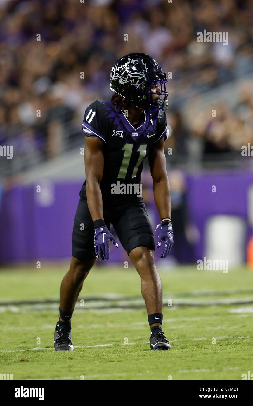TCU wide receiver JoJo Earle (11) lines up for the snap during an NCAA ...