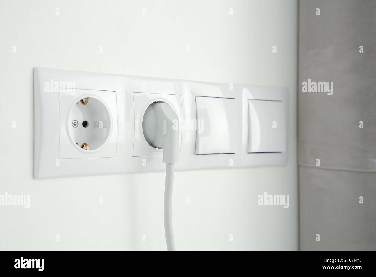 Electrical household sockets switches hi-res stock photography and ...