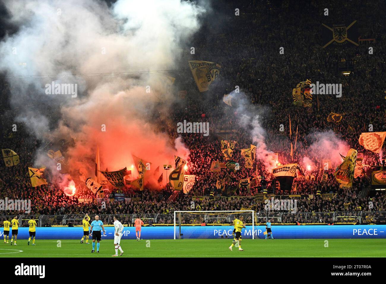 Dortmund, Deutschland. 04th Oct, 2023. Champions League - Borussia ...