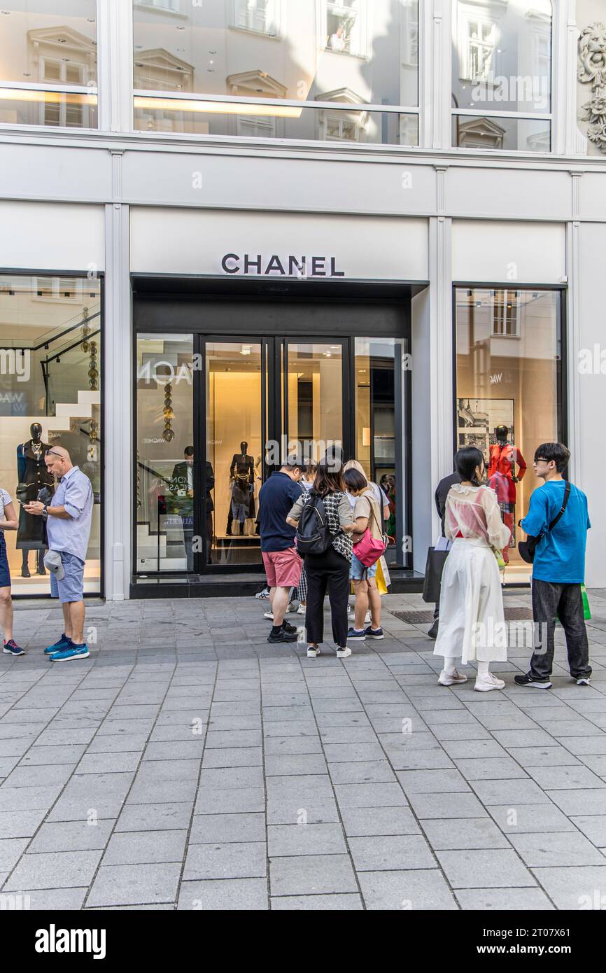 Koriatida hi-res stock photography and images - Alamy