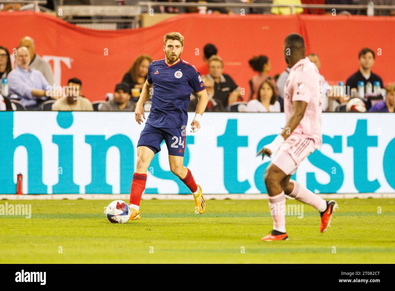 Chicago, Illinois, USA. 04th Oct, 2023. Chicago Fire FC midfielder ...