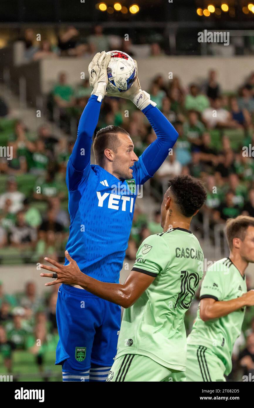 AUSTIN, TX - OCTOBER 04: Austin FC goalkeeper Brad Stuver (1) leaps and ...