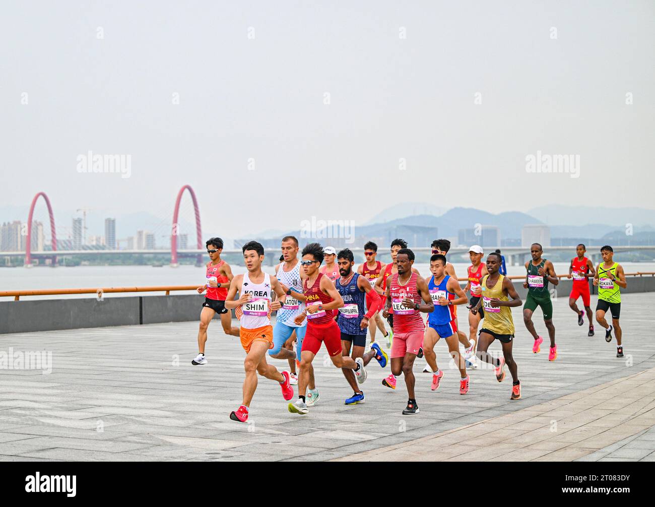 Hangzhou, China's Zhejiang Province. 5th Oct, 2023. Athletes compete ...