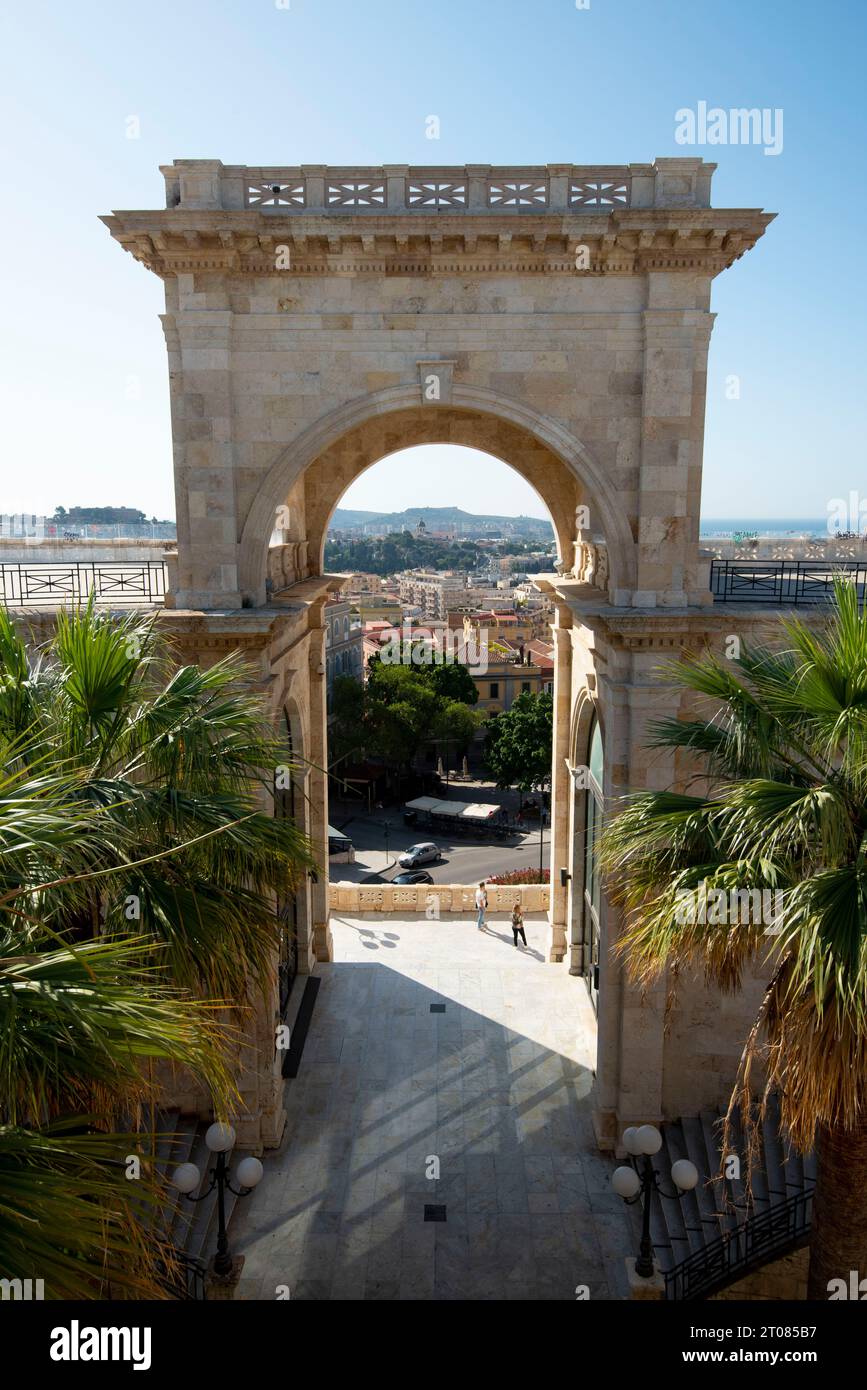 Saint remy fortress hi-res stock photography and images - Alamy