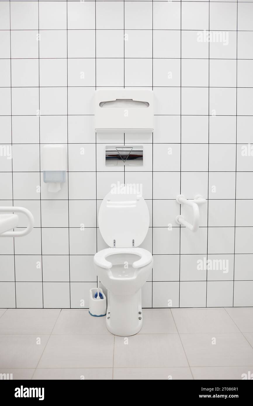 Hospital restroom hi-res stock photography and images - Alamy