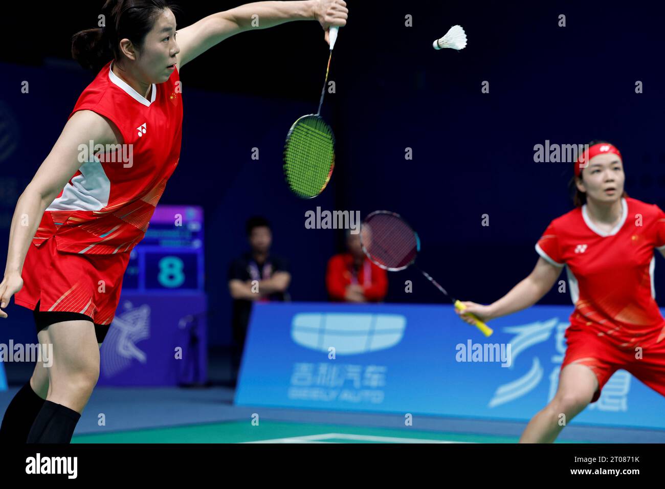Hangzhou, China's Zhejiang Province. 5th Oct, 2023. Chen Qingchen (R)/Jia Yifan of China compete ...