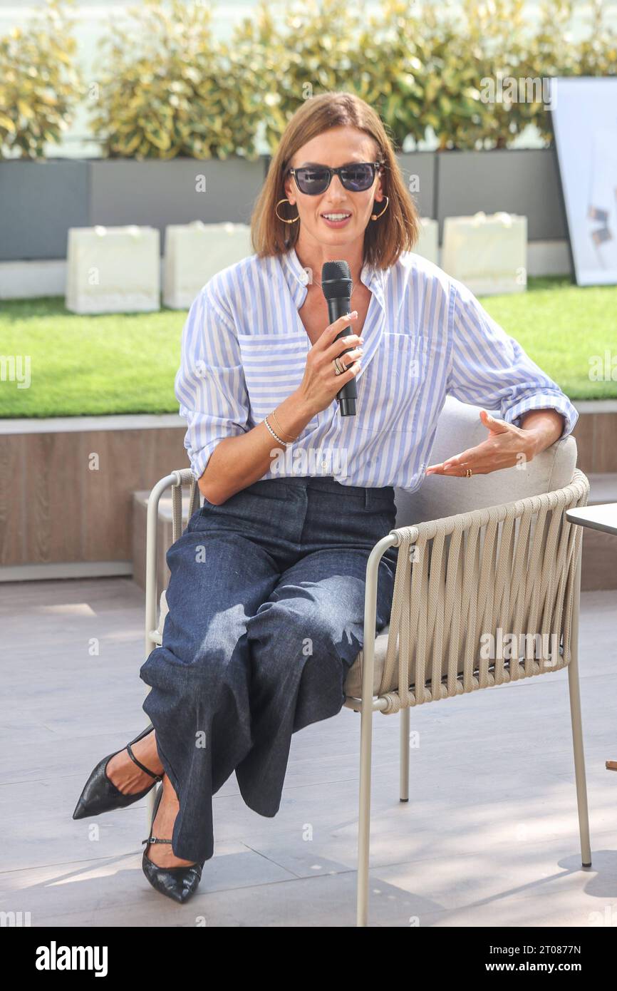 Spanish model nieves alvarez hi-res stock photography and images - Alamy