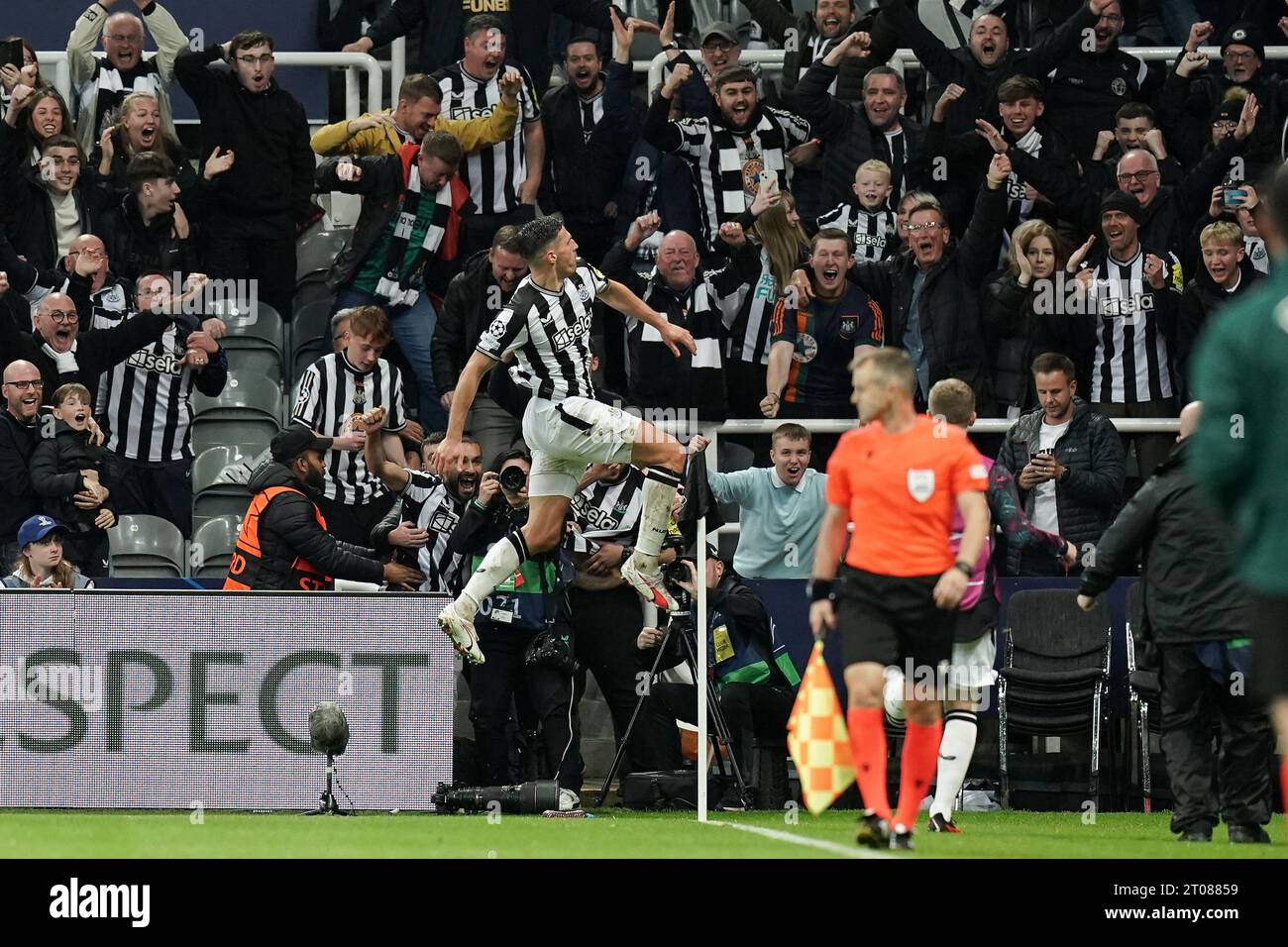 Newcastle United defender Fabian Schar (5) celebrates his goal 4-1 and ...