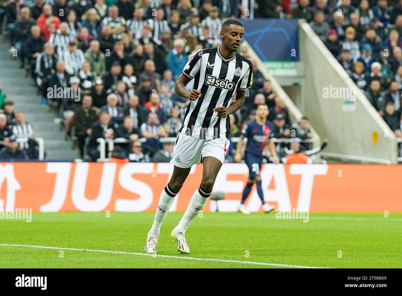 Alexander isak newcastle 2023 hi-res stock photography and images - Alamy