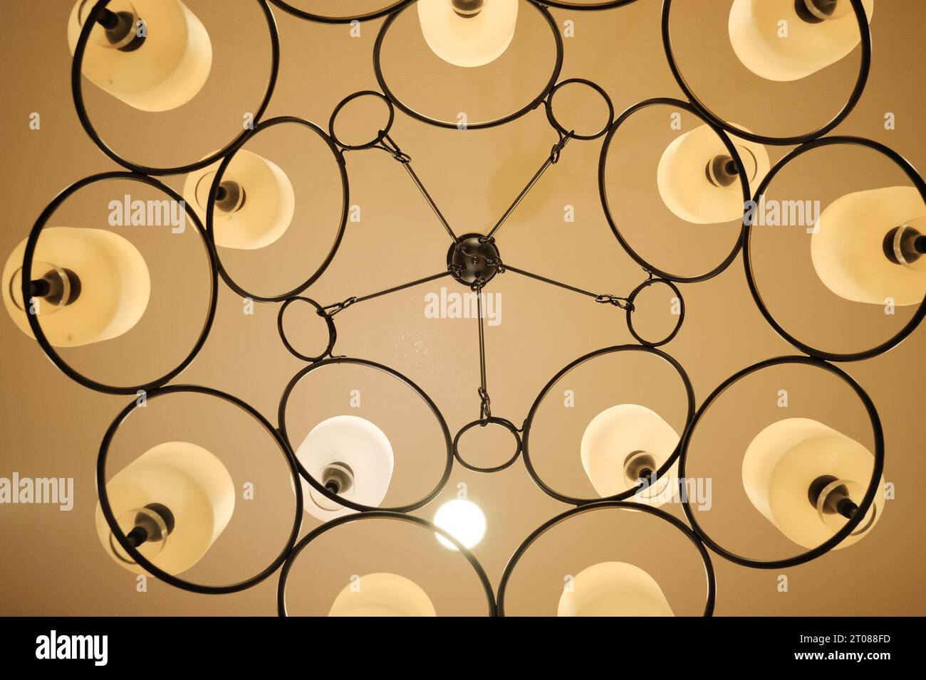 Chandelier ceiling pattern hi-res stock photography and images - Alamy