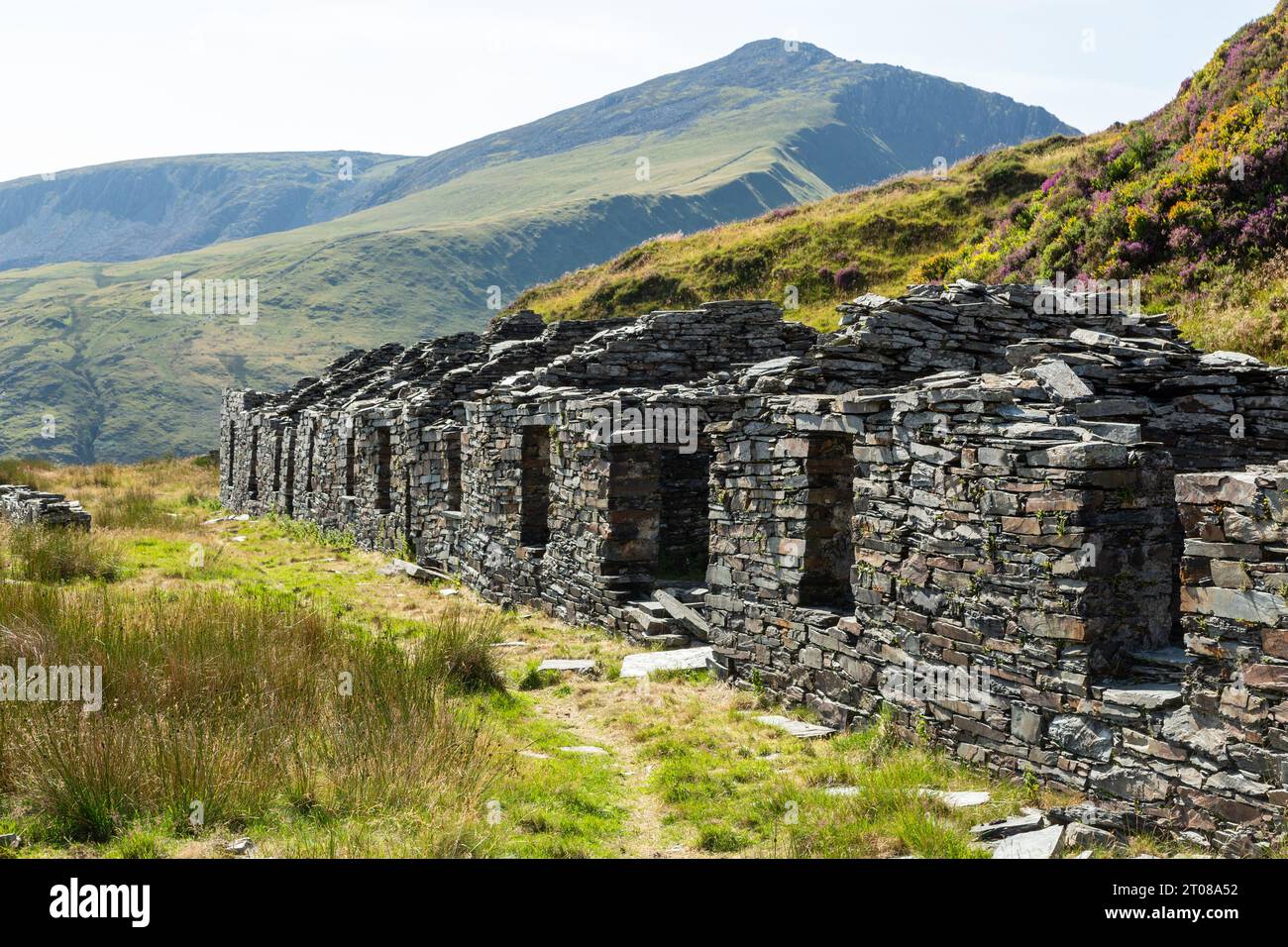 Old abandoned quarry buildings hi-res stock photography and images - Alamy