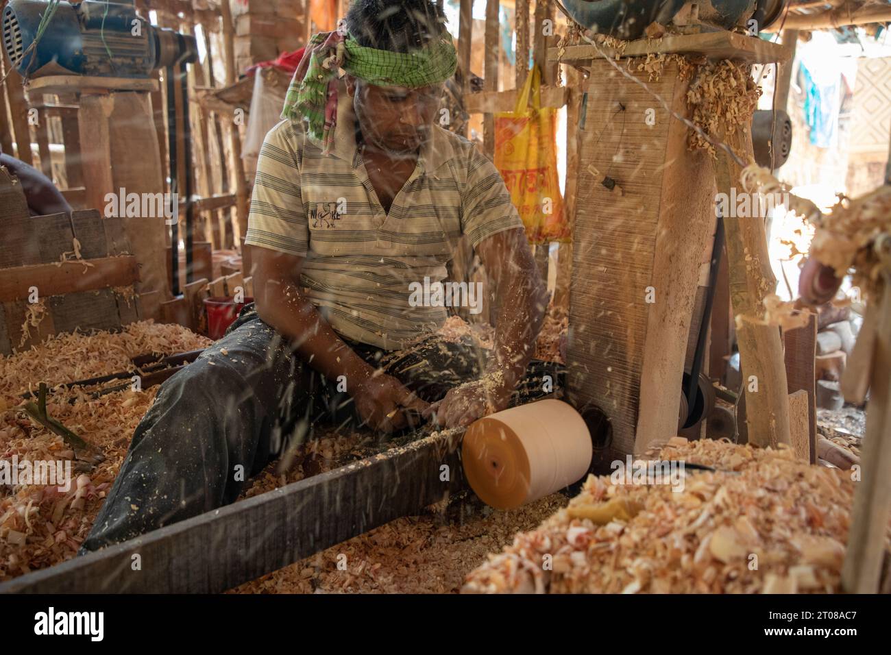 A wood turner at work, Keshabpur, Jashore, Bangladesh Stock Photo - Alamy
