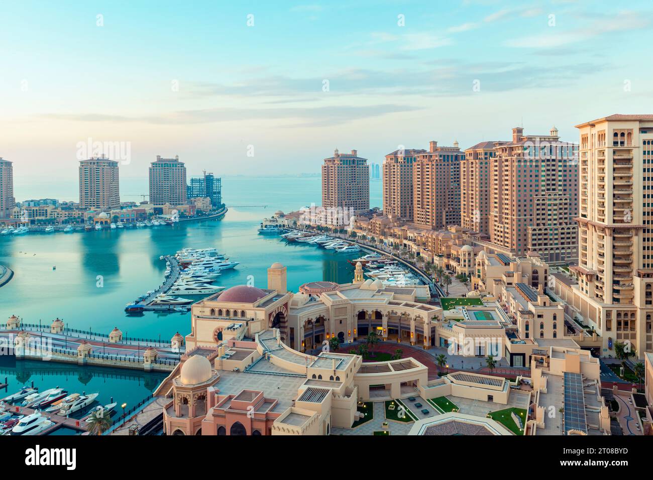 Peral qatar doha hi-res stock photography and images - Alamy