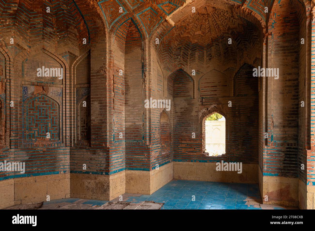 Beautiful mughal era carved sandstone tomb of Isa Khan Tarkhan II in ...