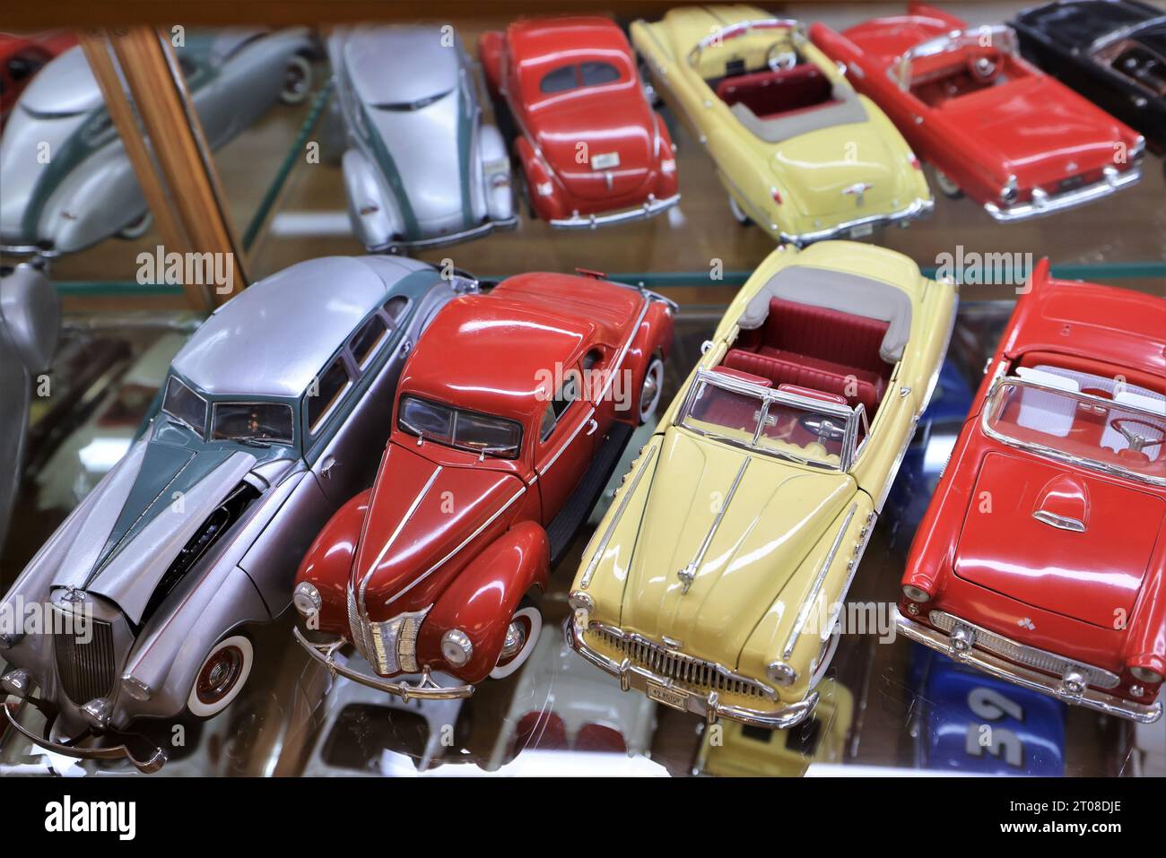 Beirut. 3rd Oct, 2023. This photo taken on Oct. 3, 2023 shows model ...