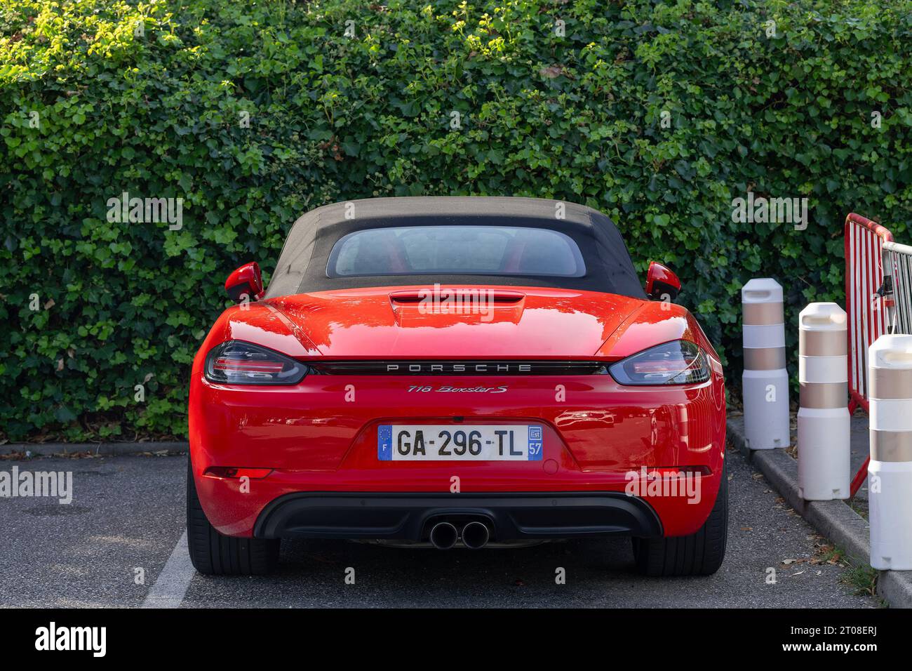 Porsche 718 boxster hi-res stock photography and images - Alamy