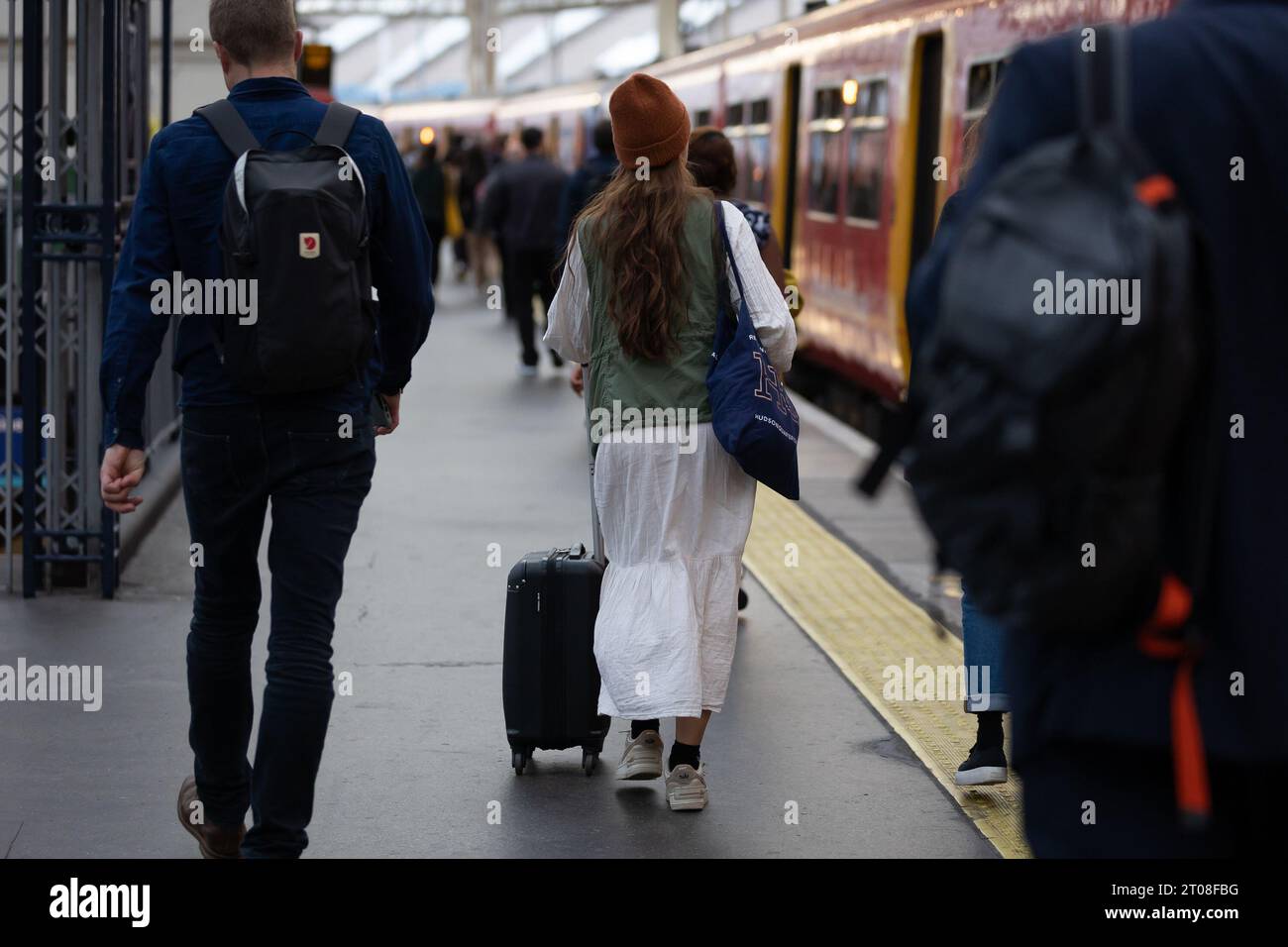 London underground strike suspended hi-res stock photography and images ...