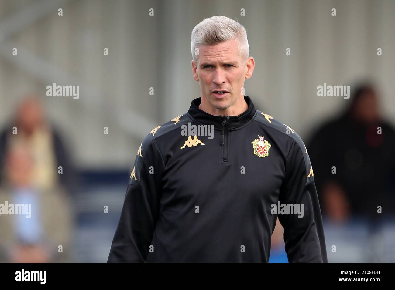 Hornchurch manager Steve Morison during Aveley vs Hornchurch, Emirates ...