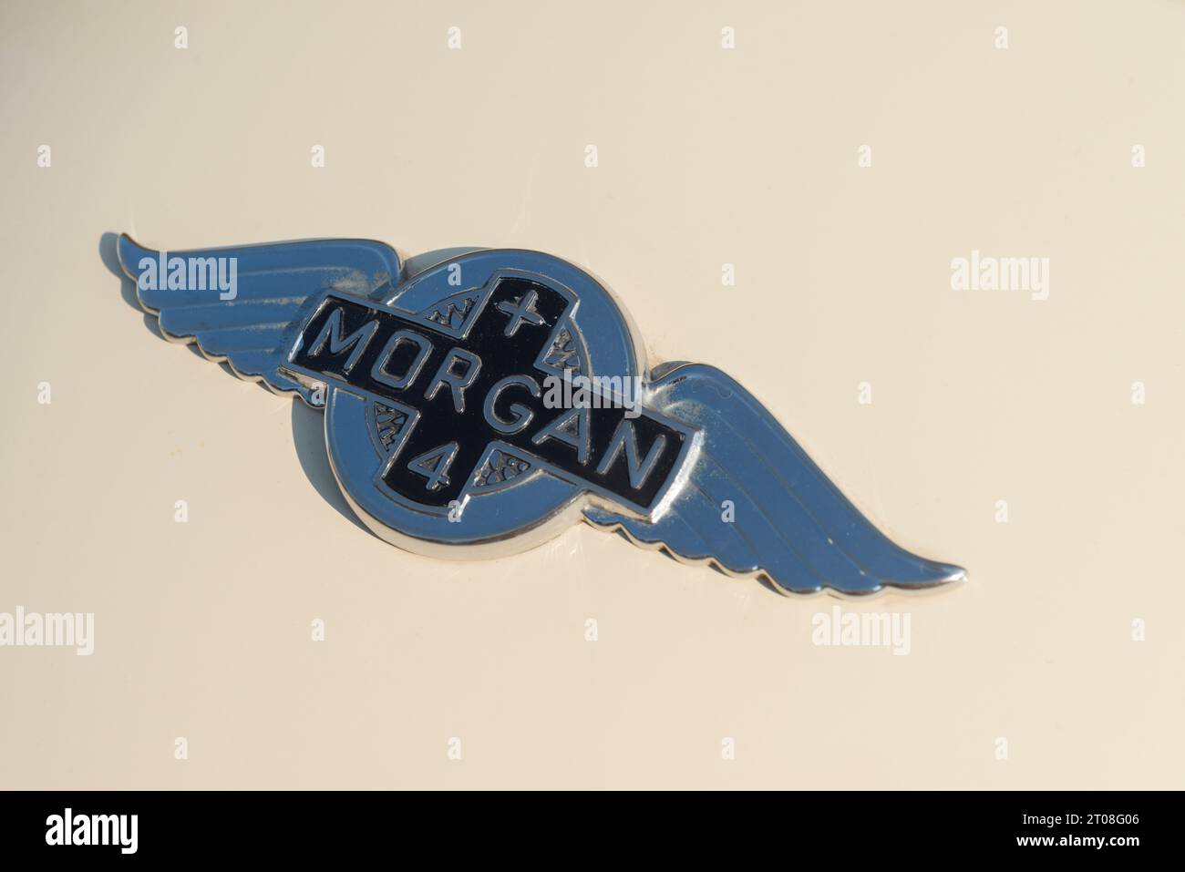 Morgan Plus 4 Cars Logo Stock Photo - Alamy