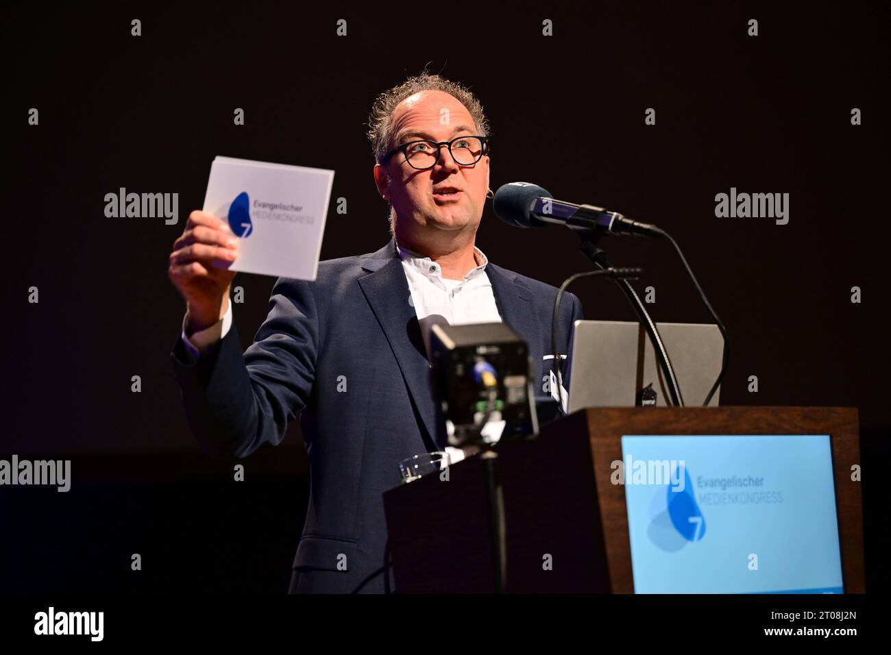 Journalismus hi-res stock photography and images - Alamy