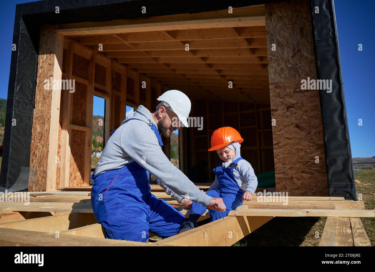 Father son on construction site hi-res stock photography and images - Alamy