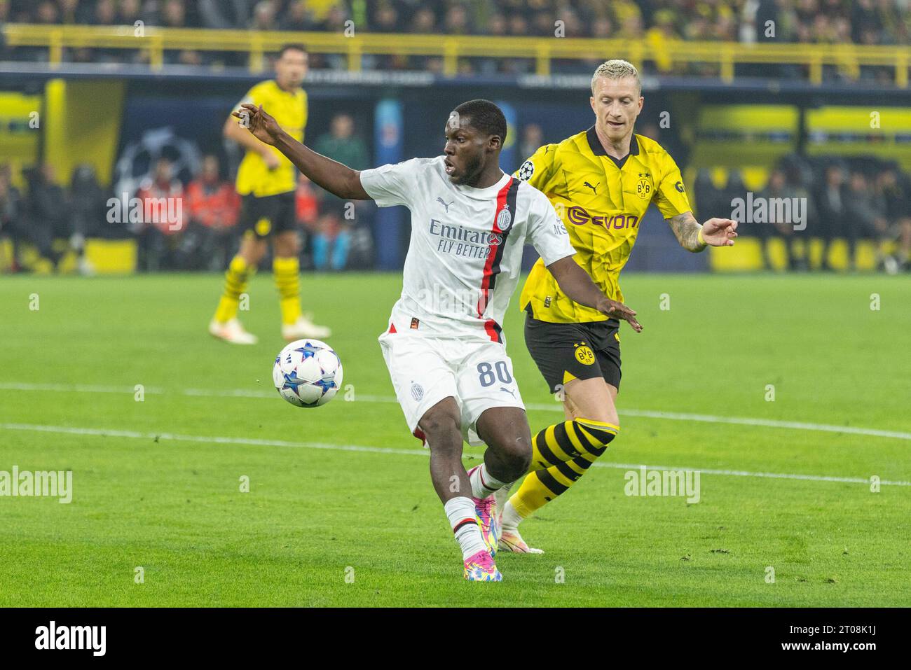 Dortmund, Deutschland. 04th Oct, 2023. Yunus Mensah (AC Mailand, #80 ...