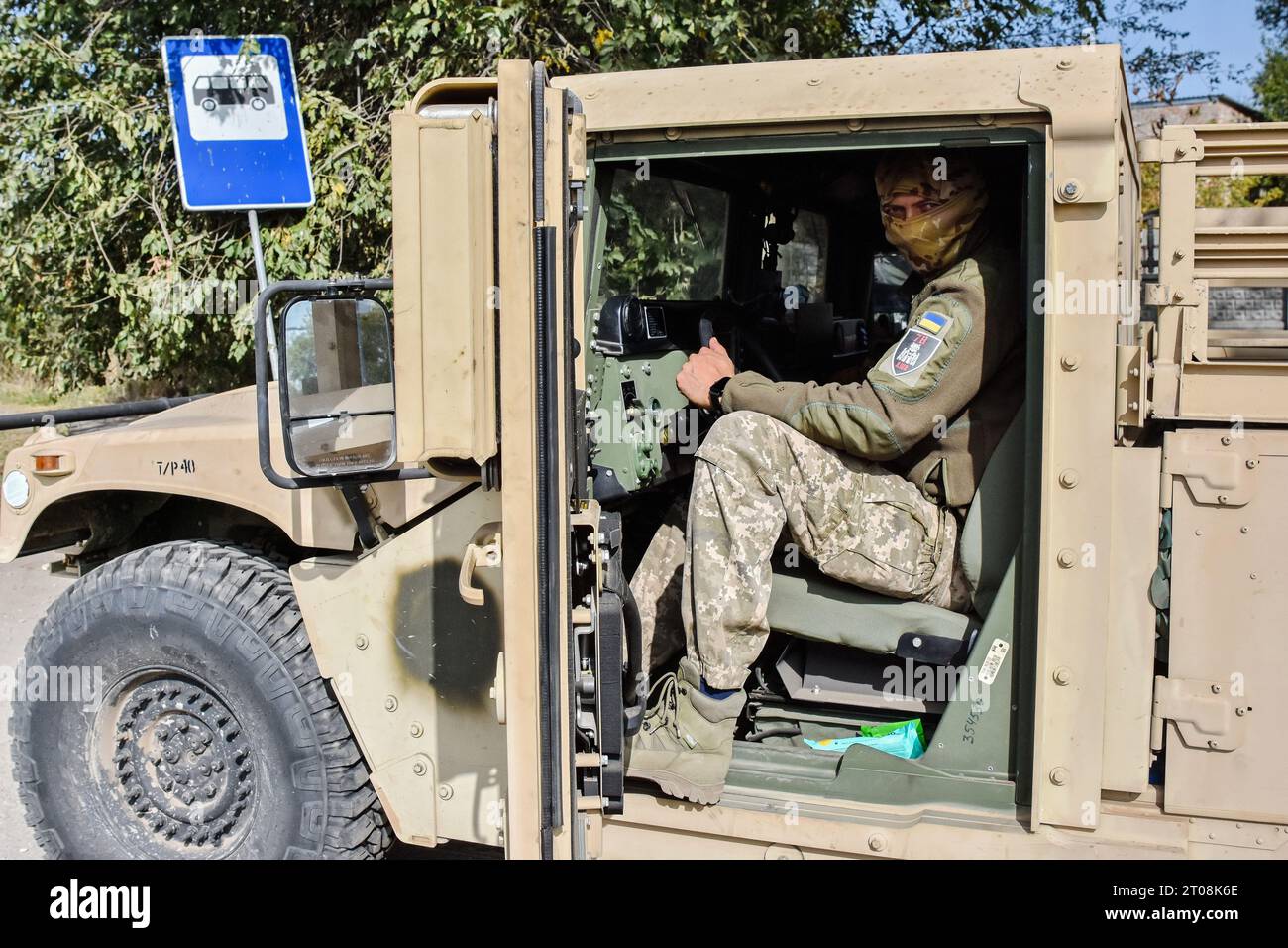 High mobility multipurpose wheeled vehicle hi-res stock photography and ...