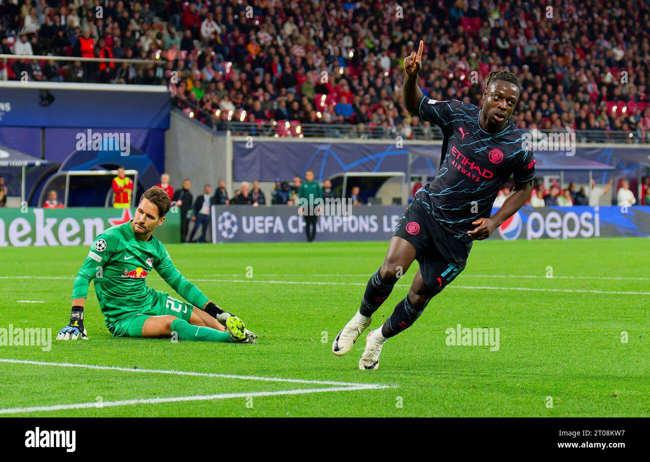 Jeremy Doku, MC 11 celebrates his goal, happy, laugh, celebration, 1-3 ...