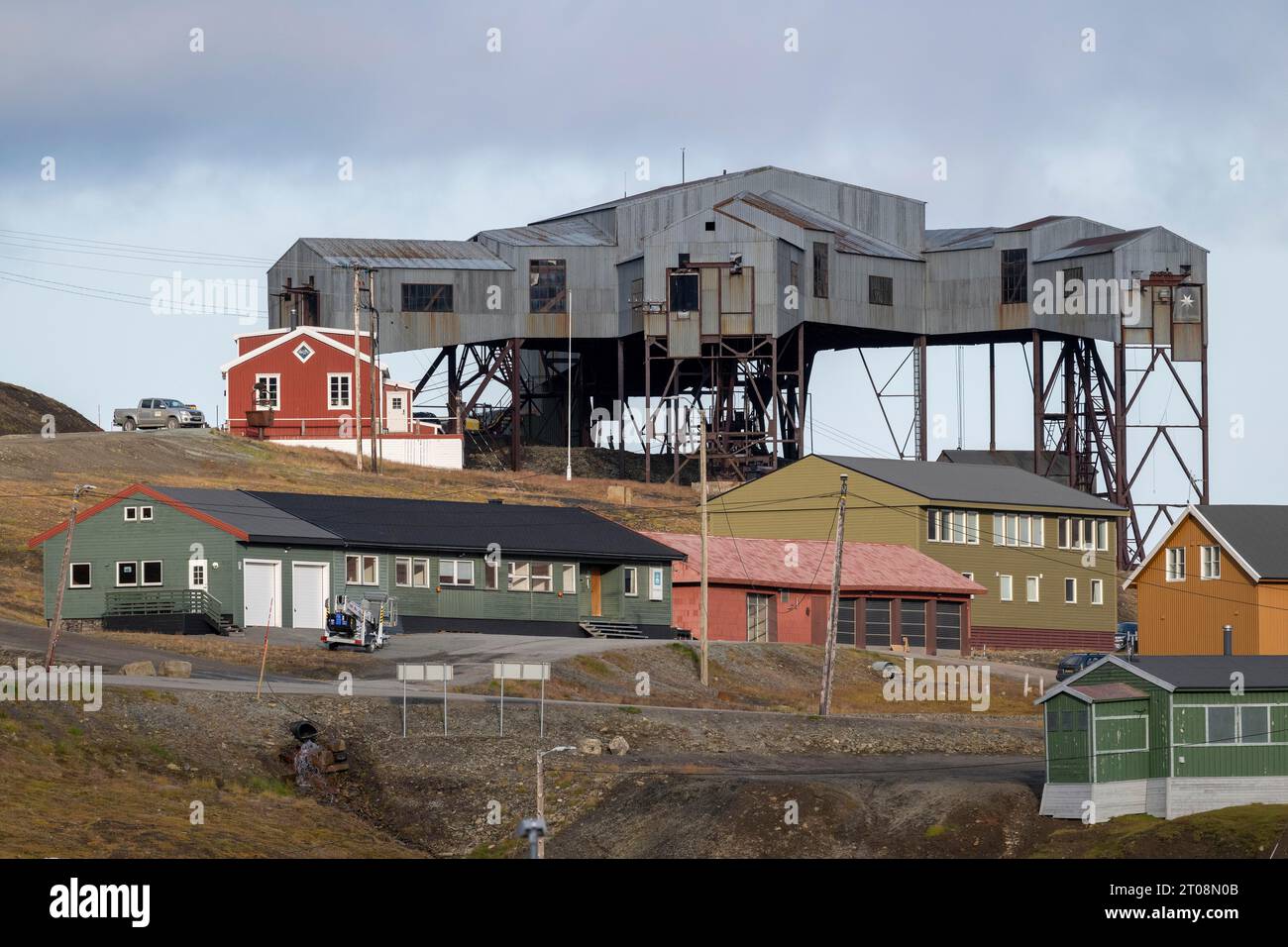 Central office of the former old coal ropeway, Taubanesentrale, mining ...